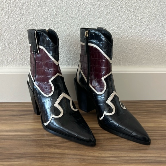 Zara | Shoes | Zara Leather Heeled Western Cowboy Boots Size 37 | Poshmark
